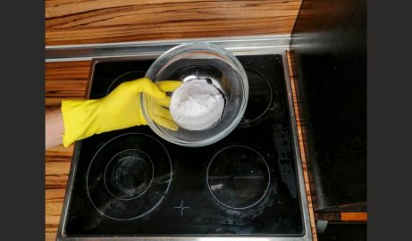 How to Clean Your Ceramic Hob Without Scratching It | Samyx